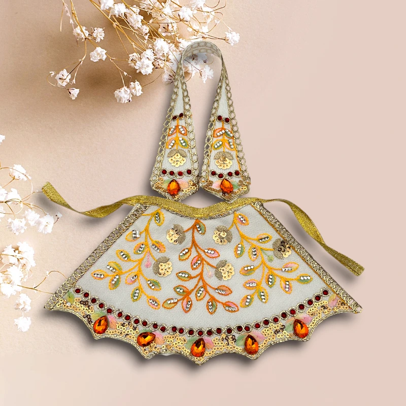 White Kadhai Design Lahnga Patka for Mata Rani, Lakshmi Mata, Poshak ...
